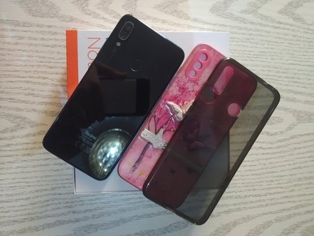 Redmi note 7 sotiladi. Aybi yoʻq, qiz bola ishlatgan.