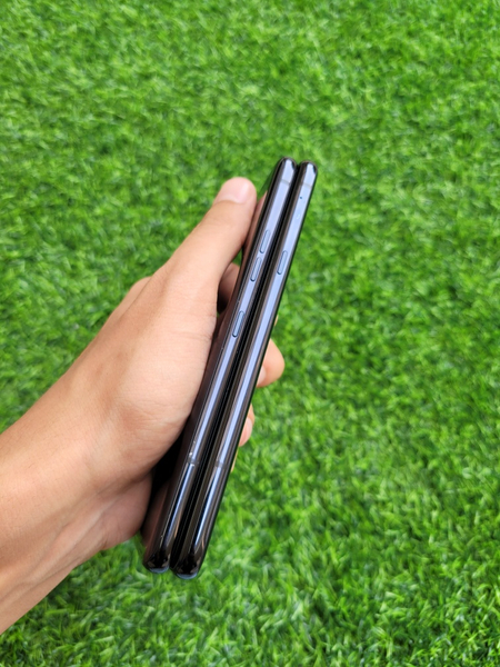 LG V50 S ThinQ 5G. OzU 8/256 GB. Snapdragon 855. IME o'tkan Garantya