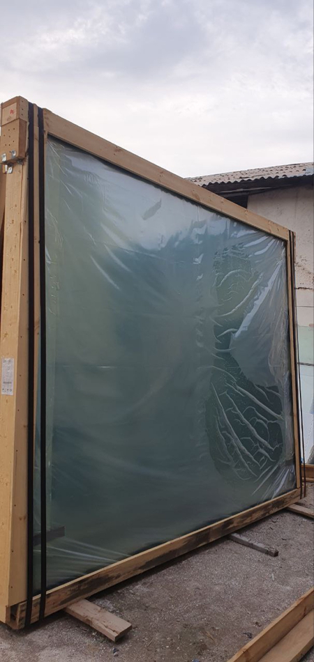 Xar xil turdagi oynalar oq yod gulli qora gre fort tanirofka energ bor