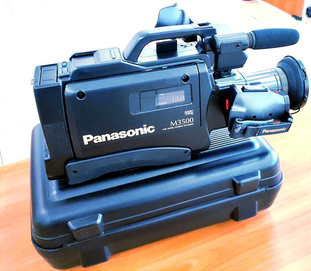 Видеокамера Panasonic M3500 в идеальном состоянии