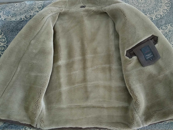 Мужская куртка, дублёнка (XL).