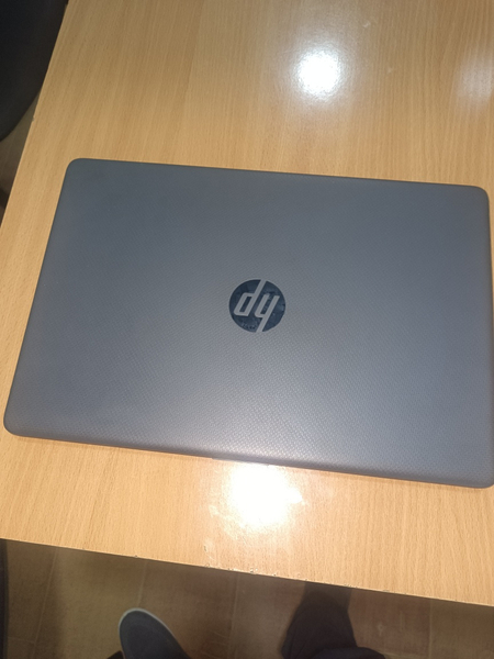 HP noutbook Ryzen 5 5500 kuchli noutbook