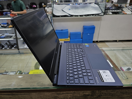 Почти новый HP Victus 13-поколения