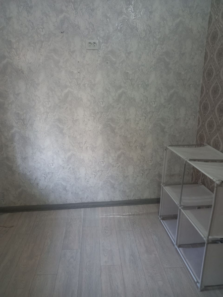 1 xonali obshita ijaraga beriladi Kadisheva bozori atrofida
