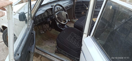 Vaz2106 83yil sotiladi