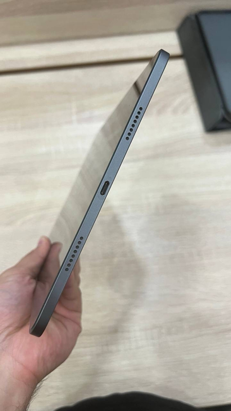 Ipad pro 11 M1 sotiladi 128 GB Korobkasi bor