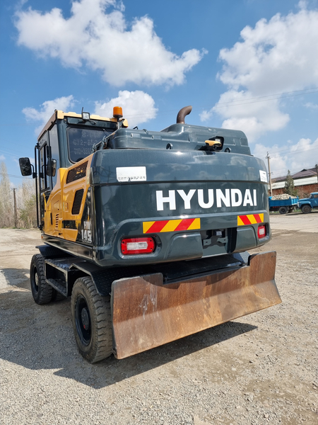 HYUNDAI HW 145 Sotiladi