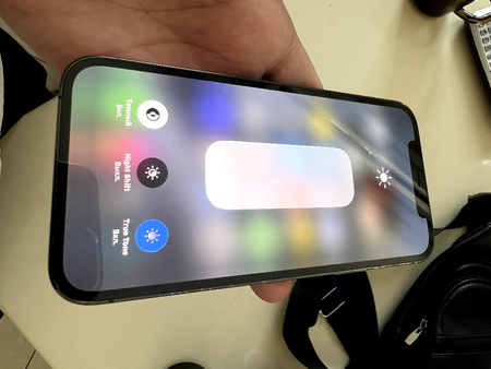 iPhone.    12 Pro