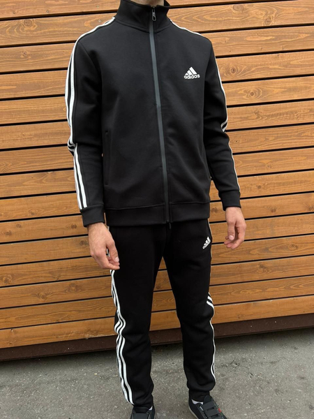 Новый костюм Adidas