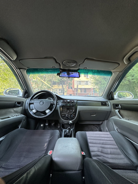 Lacetti 2012 sotiladi!