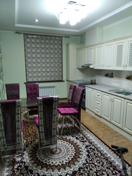 Новостройка Сдаются паркинский 3 комнатная 103 квадратура