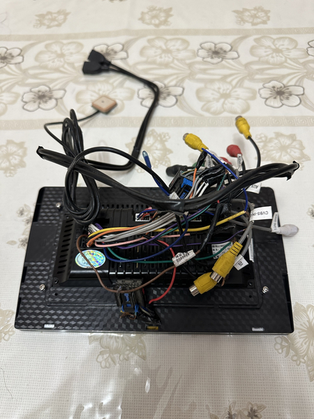 Tesla manitor 4/32 qatmidon