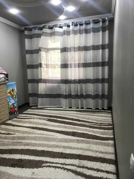 谷 130490 谷 Продаётся квартира 4/2/4 130 м² в Чиланзар