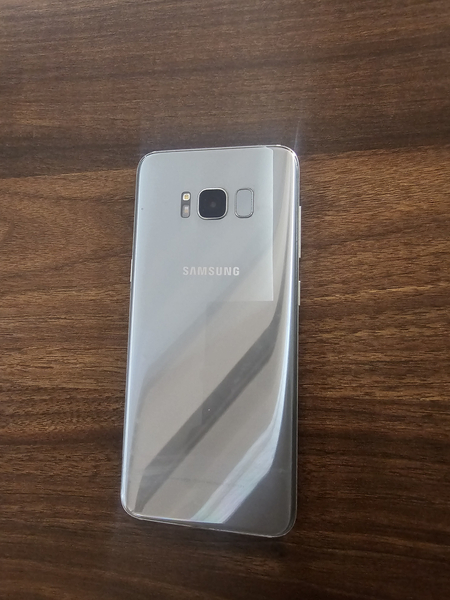 Samsung s8. 2018 год