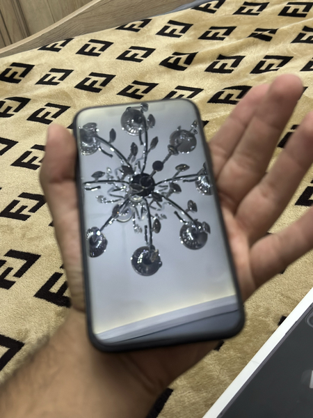 Iphone 11 64gb. LL/A