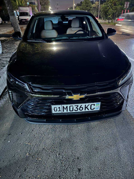 Chevrolet Monza 1,5 атмосферный, 2023, Отлично состояние!