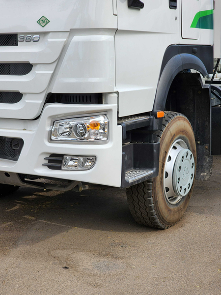 Миксер Sinotruk Howo 6x4 CNG 10 куб в наличии!