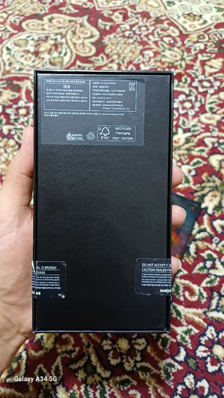 Samsung S22 ultra.