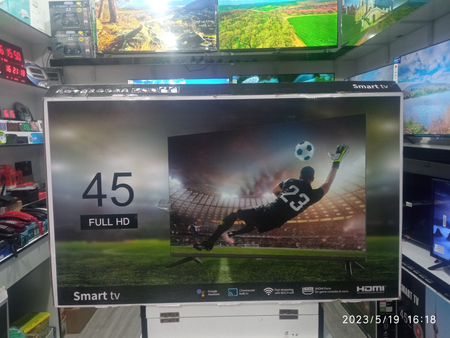 Samsung 45 android13 golosavoy pultli