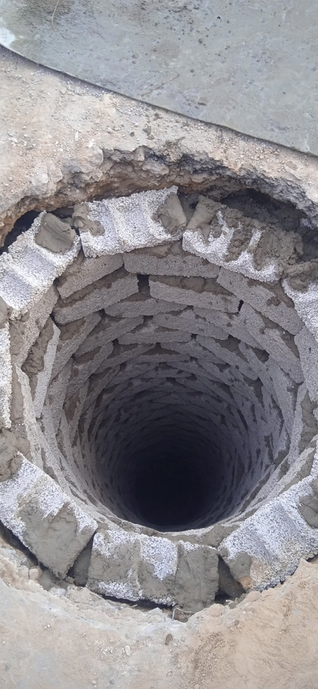 Ura tiransha padval qaziymiz