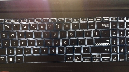 Ноутбук ASUS Vivobook