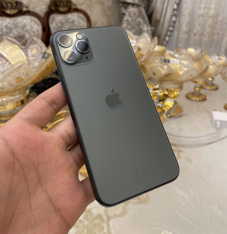 iPhone 11 pro 64 gb LLA сотилади