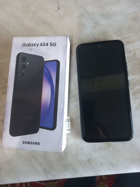 Samsung A54 telefoni sotiladi.!