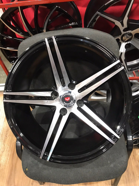 Diska vossen  R 15 yengica dizayn zor lari bor obmenam bor!