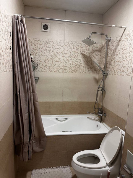 Продается 2х ком. квартира, ор-р: Госпитальный рынок, 73м2