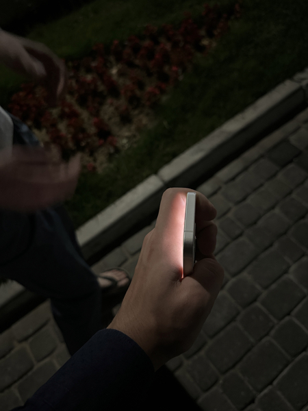 Iphone 12 mini yaxshi holatda telefon