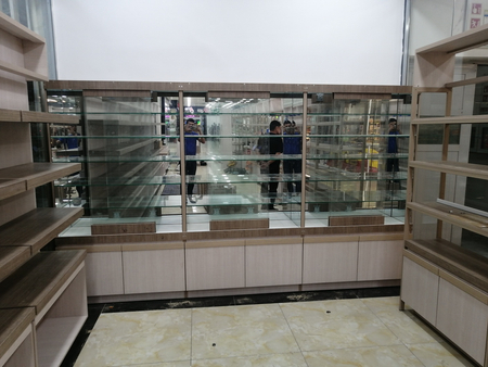 Стеллаж для парфюмерный