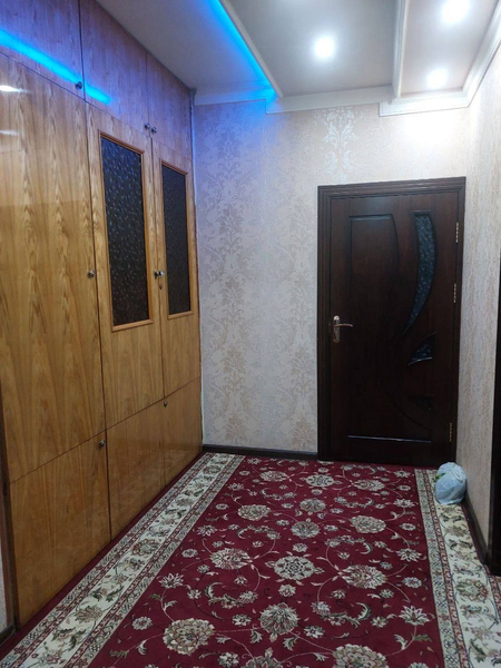 Qoraqamish 2/1 da 3/3/4 kvartira Sotiladi SROCHNA yashashga tayyor