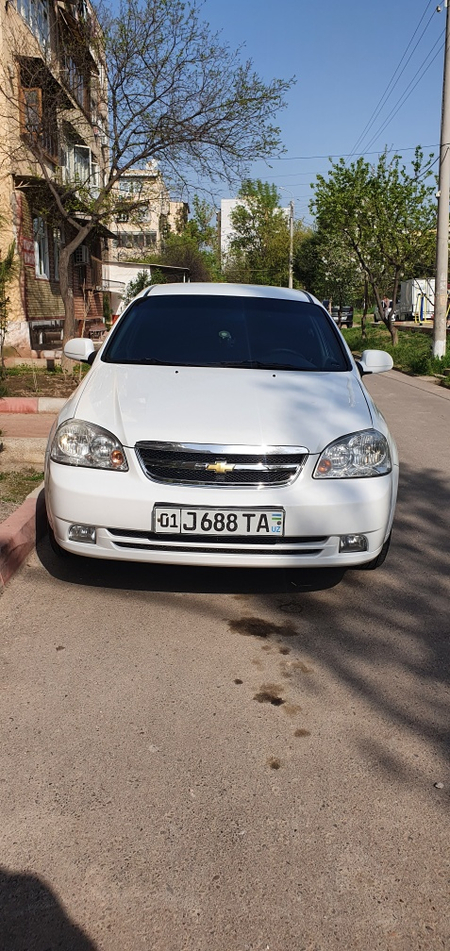 Ласетти 1 пазитсья