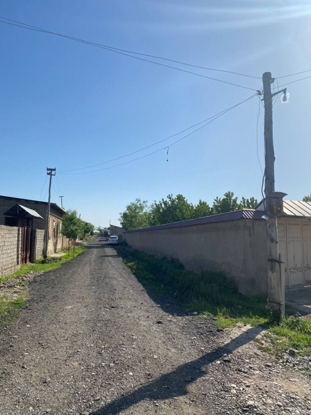 Hovli sotiladi prodayotsa uchastok