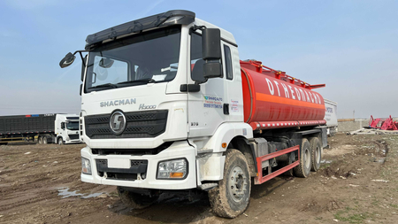 Шакман Бензовоз 20куб 3 отсек сотувда бор арзон нархда MAN ISUZU