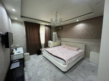 Метро шахристанский 3 ком 700$