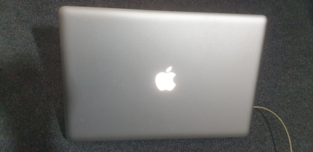 Mac Book Pro 2012 Core i7 8 gb ram 128 ssd 6 soat batareka