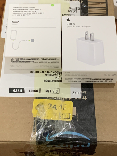 apple adapter 20W fast charger