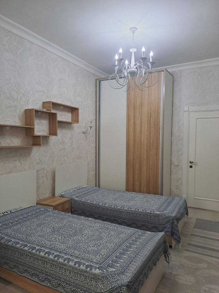 Упакованная сквозная трешка в Parisien Golden House 90m2!`