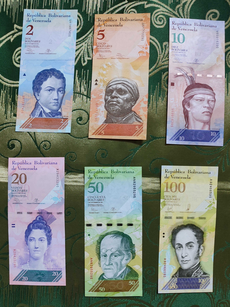 Продам монету города воинской славы - город Орёл и другие монеты .