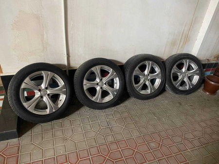 Продам диски с резиной R16