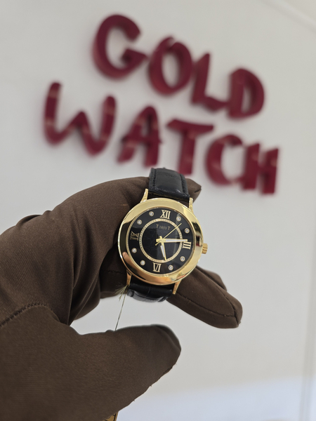 Продам часы Tissot женские в золотом корпусе 750 пробы \\n750 пробы