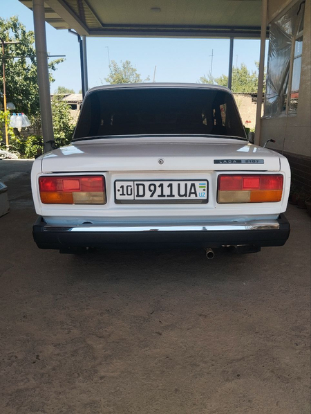 Лада 2107 сотилади
