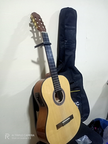 Gitara 40 razmerli