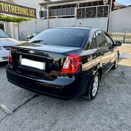 Chevrolet Gentra AT Bez Lyuk