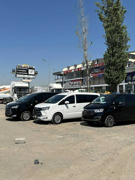 Jac M4/oilaviy/linya va Sayohat uchun/11o'rindiqli/arzon marxda