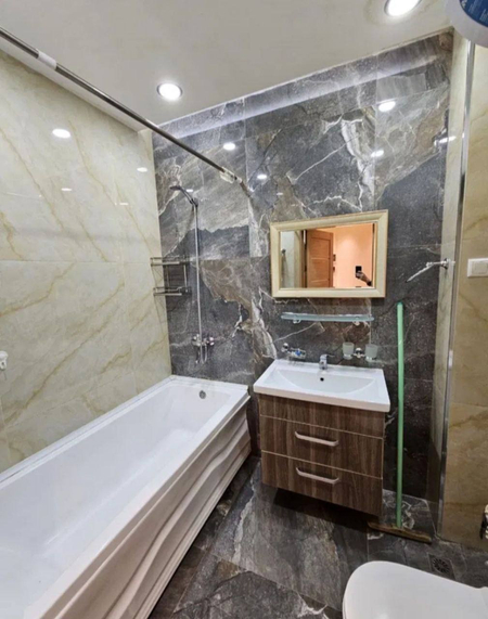 ПРОДАЕТСЯ 3/2/8
НОВОСТРОЙКА
ЖК Parisien
Golden House
(Яккасарайский ра