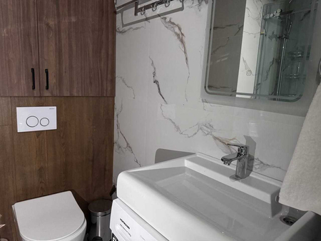 Сдается студия апартаменты 40 кв.м