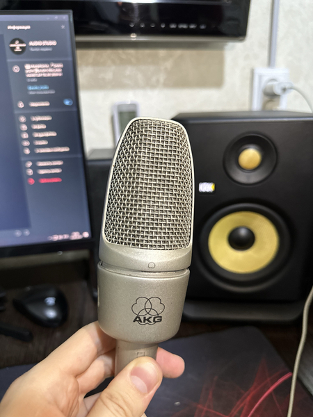 Студейный микрофон AKG C3000 B