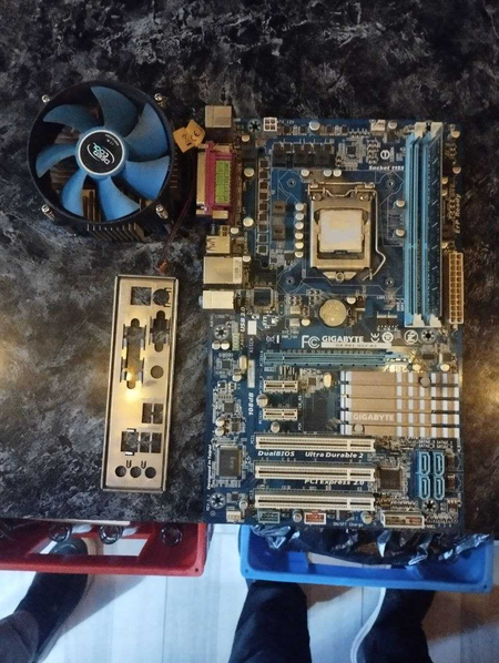 h61+ i5 2400 + 8gb ddr3 + cooler kamplekt